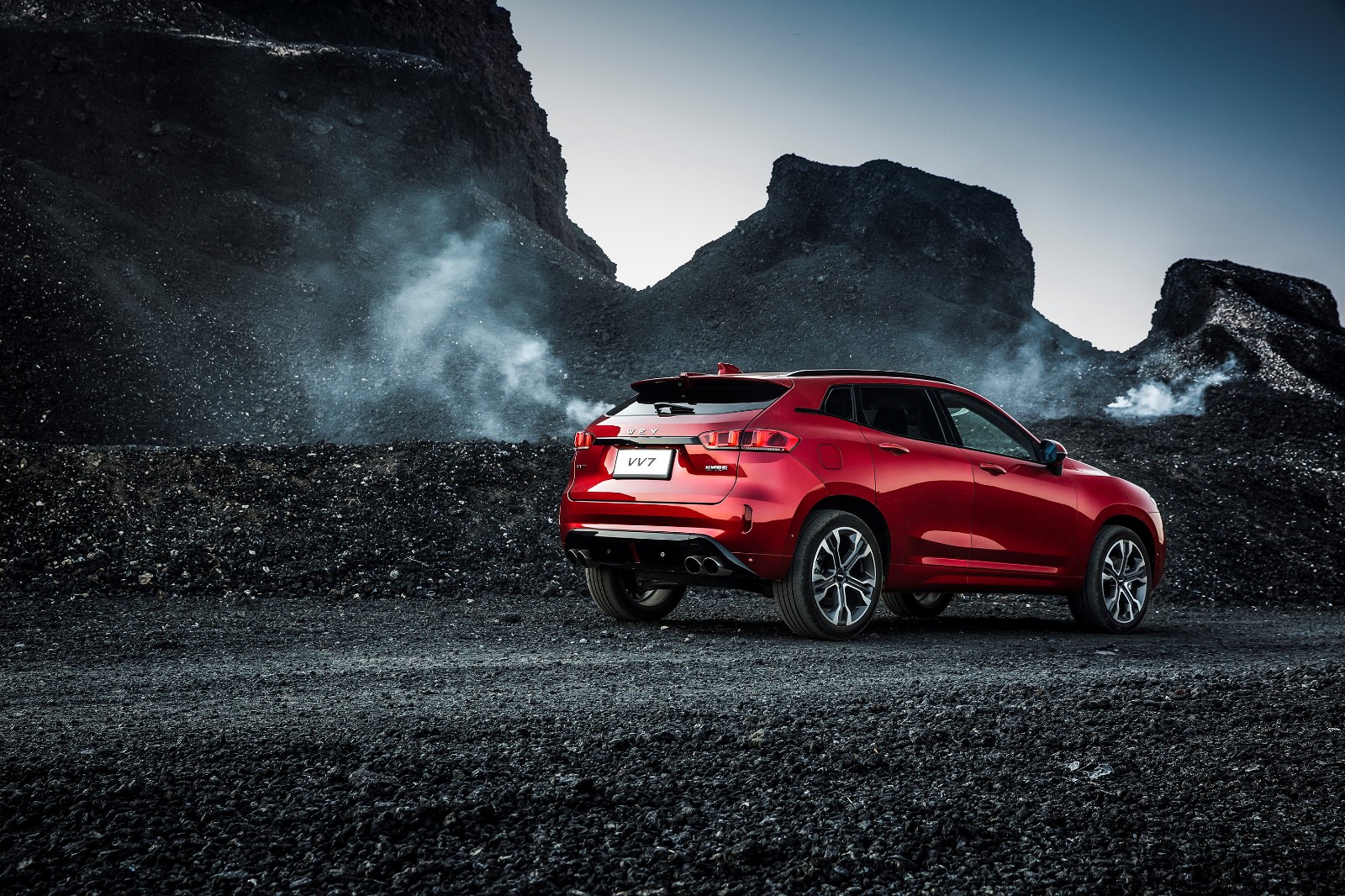 从城市到火山，1400公里WEY VV7诠释豪华之道-新浪汽车