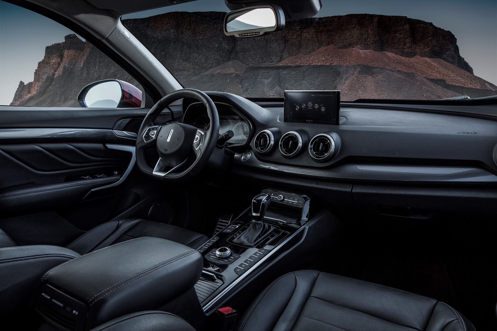 从城市到火山，1400公里WEY VV7诠释豪华之道-新浪汽车