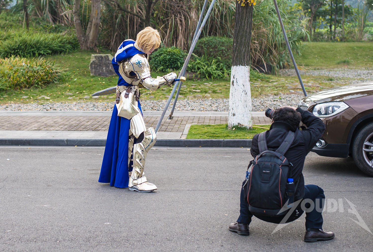 成都iComic漫展 高颜值Coser不畏严寒嗨翻现场