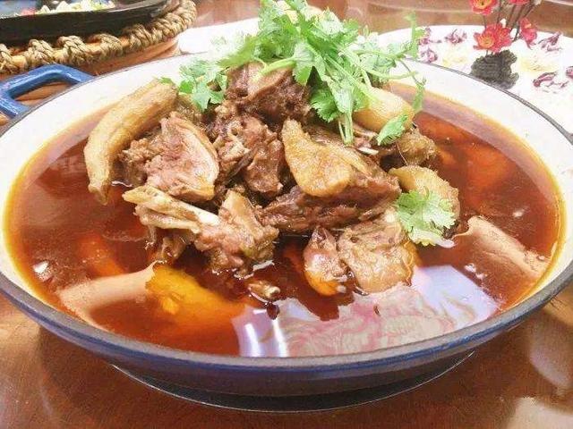 便宜！量大！还够味儿！郑州7家吃鸭好去处，爆香流油爽翻了！