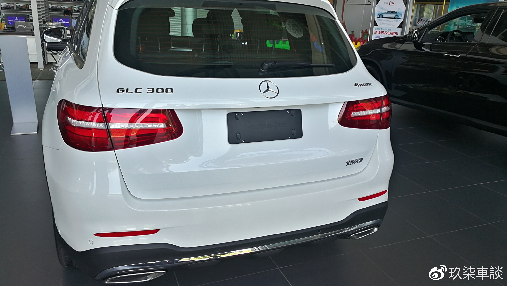 奔驰GLC300试驾体验-新浪汽车
