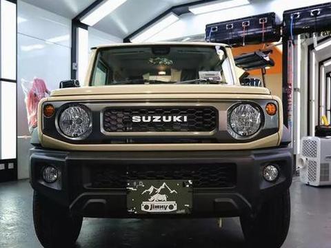 新一代铃木吉姆尼实车到店！野性十足，12万就能买到手动四驱车-新浪汽车