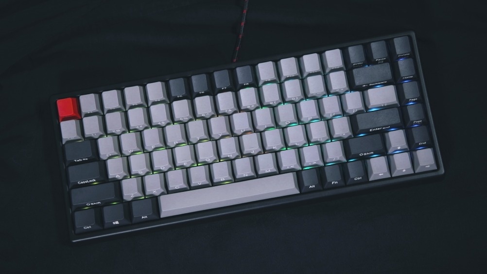 keycool KC-84系列机械键盘 RGB灯光演示机械键盘 |键盘|机械|灯光_新浪新闻