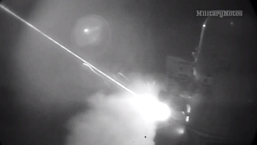 美军车载“密集阵”C-RAM (LPWS)防空系统，是一种海军“密集阵”...|密集阵|美军|海军_新浪新闻