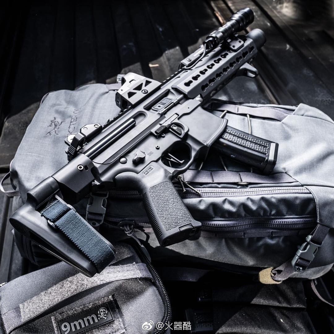 SB战术家的后托美图 您没看错这个品牌就叫sb tactical