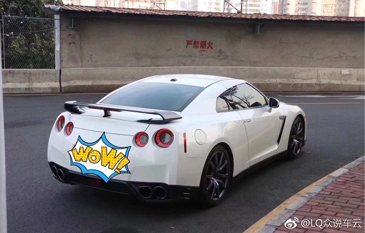11年上牌的日产GTR-新浪汽车