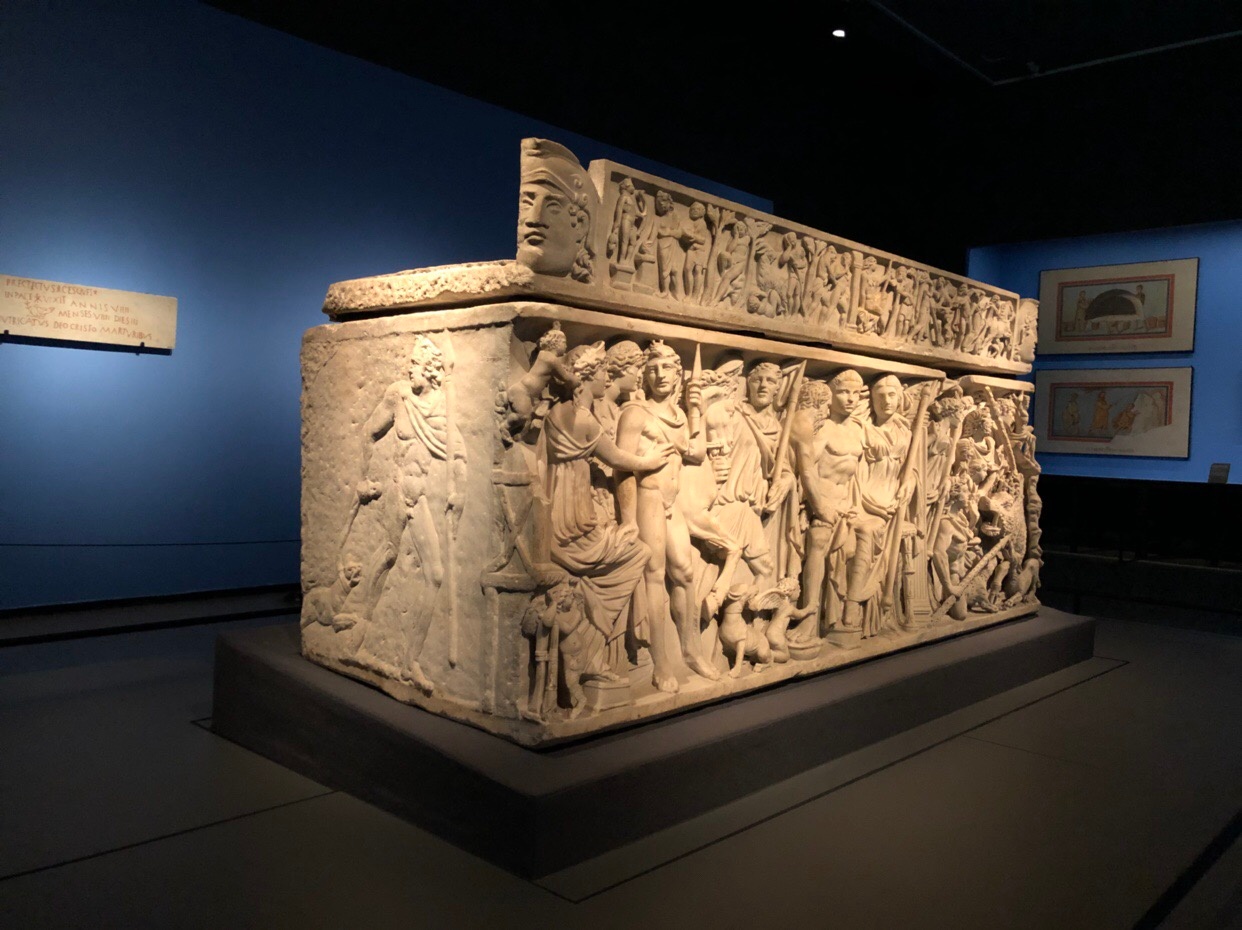 圣地亚哥借展梵蒂冈博物馆的石棺|圣地亚哥|梵蒂冈|博物馆_新浪新闻