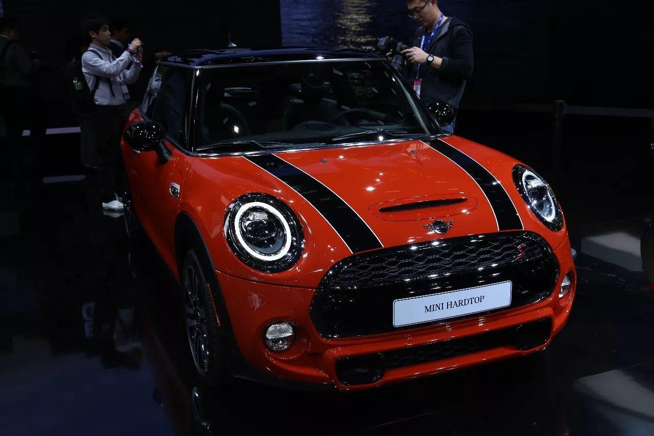 除了X2, 宝马还带来了改款的i8 Coupe和MINI Cooper Hardtop-新浪汽车
