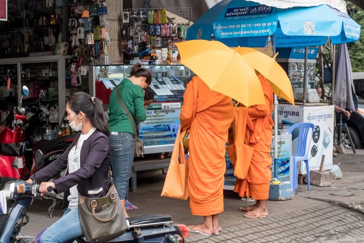 佛国柬埔寨，95％的居民信仰佛教，大街上随处都是佛的形象