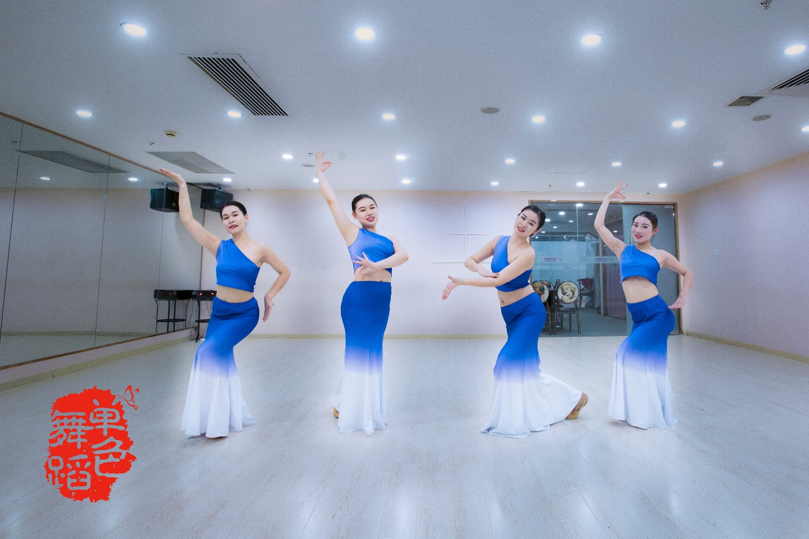 中国舞《彩云之南》