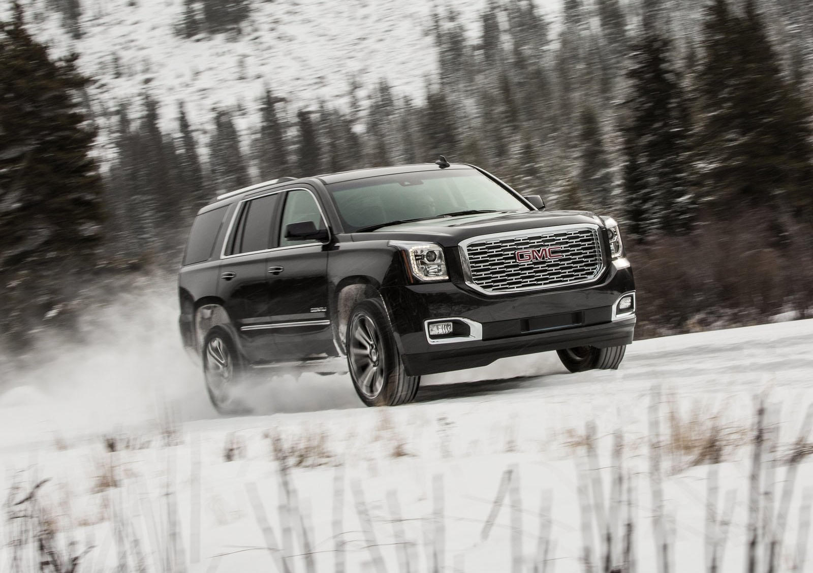 这才是真正的7座SUV 后排空间绝对宽敞，配6.2升V8发动机和10AT-新浪汽车