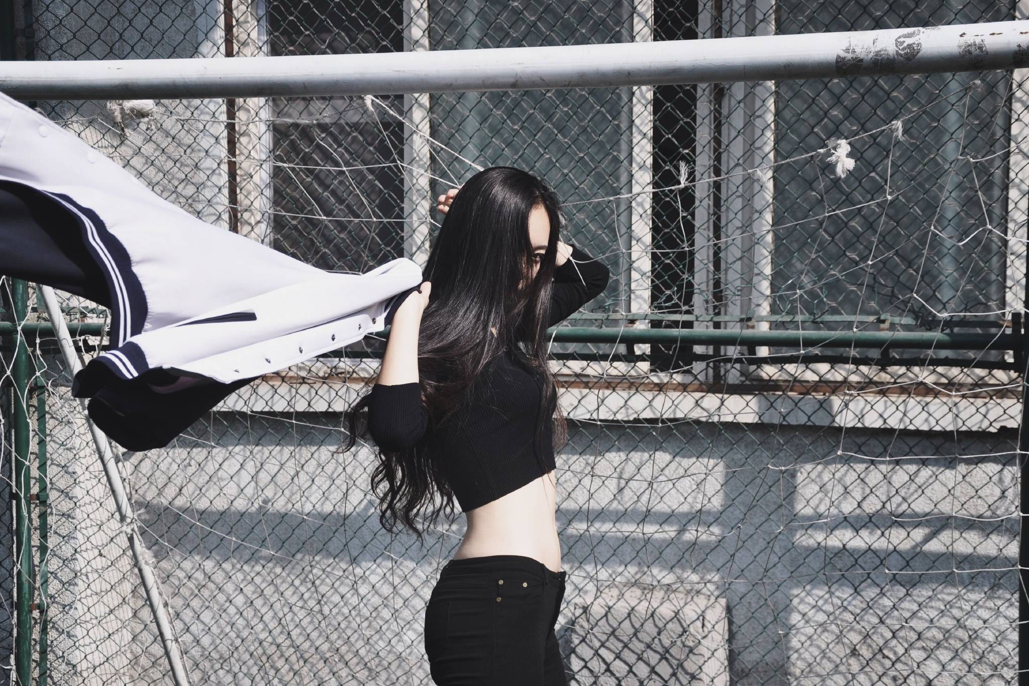 现在00后都逆天了吗 身高187cm.重点长的好看，