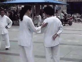 爆笑GFT：你别跑，考试成绩不合格，我给你一次补考机会！|太太|成绩|机会_新浪新闻