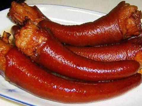 吃猪尾巴有什么好处？但有一类人不能吃|猪尾巴|猪尾|黄豆_新浪新闻