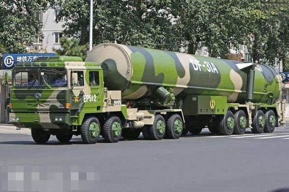 8轴TEL发射车的东风31AG洲际导弹，有几大创新看点！|东风|弹道导弹|洲际导弹_新浪新闻