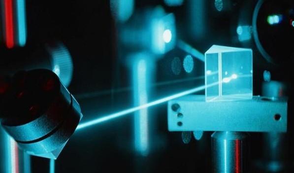 这项激光技术中国封锁了美国20年，美国花了7年时间才勉强实现