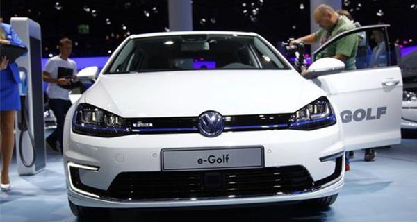 尴尬！升级后的新e-Golf电池组 续航能力高达265公里-新浪汽车