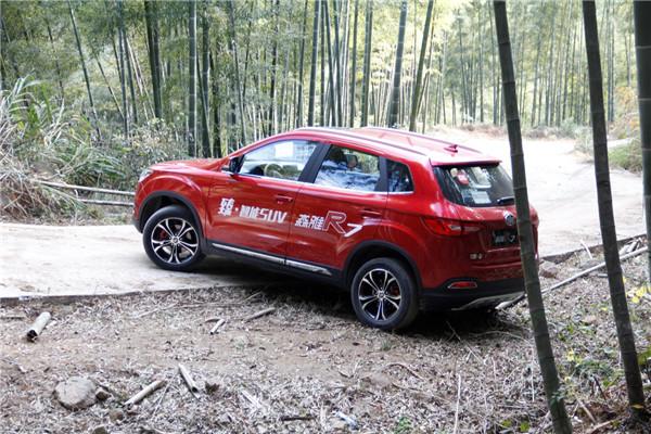 一汽森雅最新SUV产品 试驾森雅R7智能网联版有感-新浪汽车