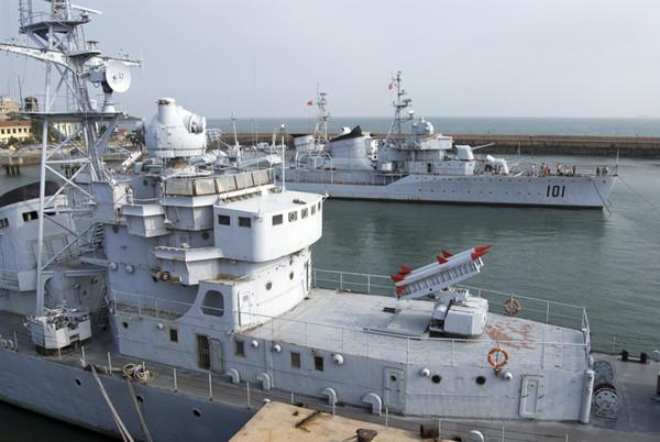 昙花一现的053K型防空护卫舰|防空导弹|海军|红旗_新浪新闻