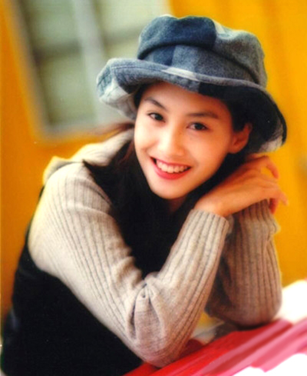 朱茵清纯旧照