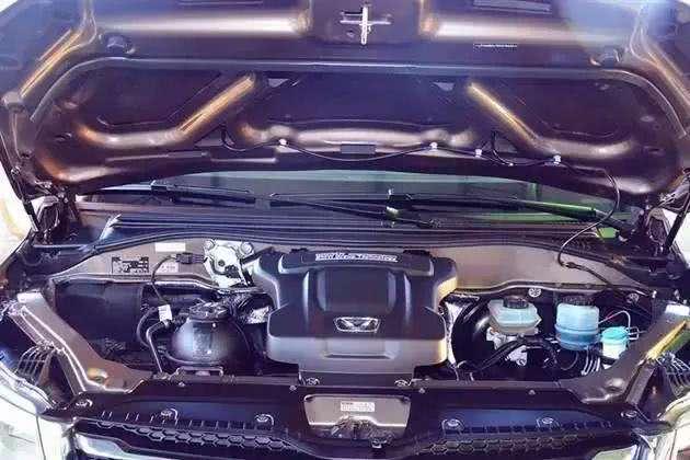 中国最长MPV华颂7，2.0T＋6AT，功率增加20马力！！-新浪汽车