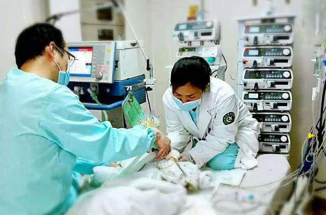 一名ICU医生的自述：最强的压力背后，期待的是生命重新绽放