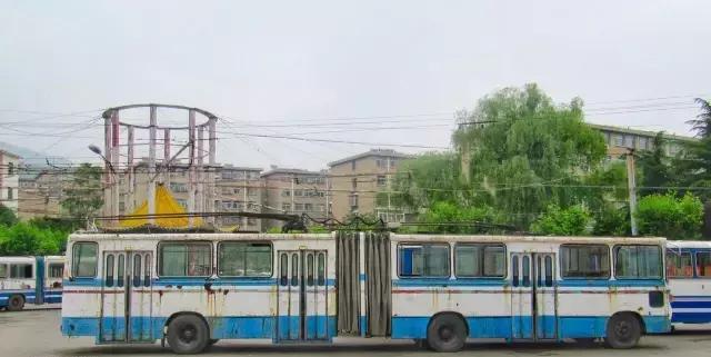 齐齐哈尔人共同的记忆—街头“魔电”，你坐过么？