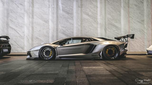 Lamborghini LB Aventador，有史以来见过最冲击也是最帅的大牛-新浪汽车