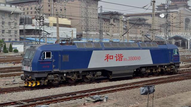 HXD3家族之HXD3B：诞生于HXD3平台，由大连机辆与庞巴迪联合研制-新浪汽车