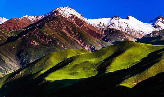 实拍，祁连山荒凉的美，景观壮丽令人震撼|祁连山|青海|景观_新浪新闻