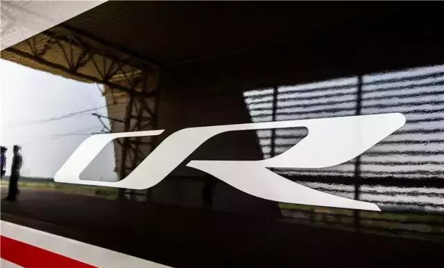 纯中国血统“复兴号”高铁上线，10大亮点让你的感受上天！|复兴|高铁|列车_新浪新闻