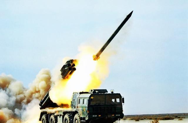 世界最强火箭炮-中国卫士2D|火箭炮|射程|火箭弹_新浪新闻