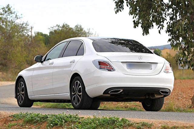 小改款W205 C-Class，预计今年三月日内瓦车展正式发表！-新浪汽车