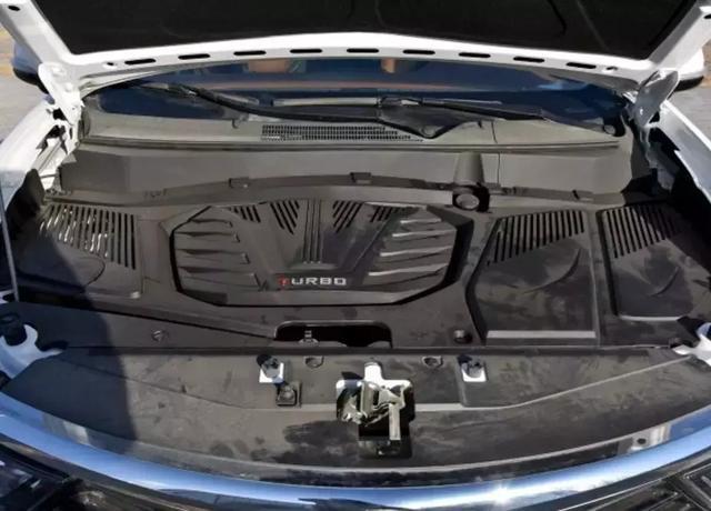 新款东南DX7实车图曝光! 搭载三菱1.8T涡轮发动机-新浪汽车