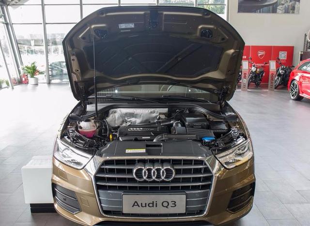 奥迪Q3配全景天窗，2.0T加全时四驱，完爆途观，堪比宝马X1-新浪汽车