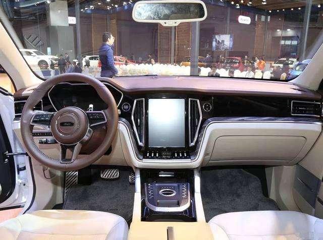 众泰T700，一款豪华SUV黑马，完美逆袭！-新浪汽车