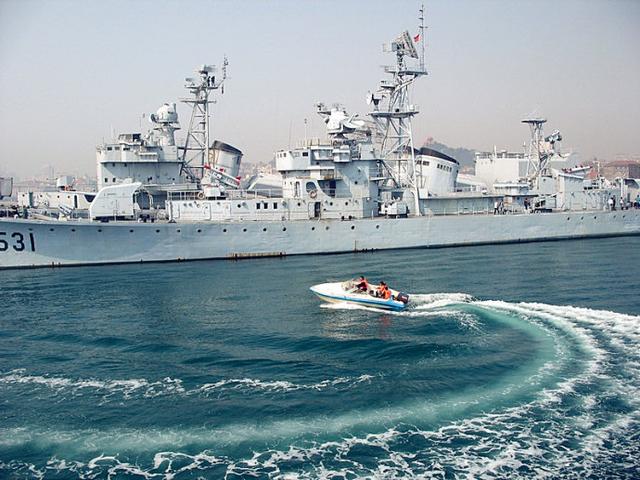 昙花一现的053K型防空护卫舰|防空导弹|海军|红旗_新浪新闻