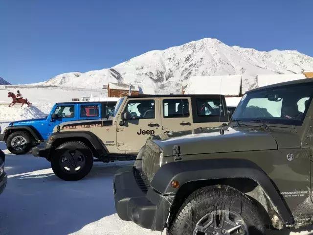 Jeep 4X4探秘之旅：有人眼里有湖水，有人眼里有星光-新浪汽车