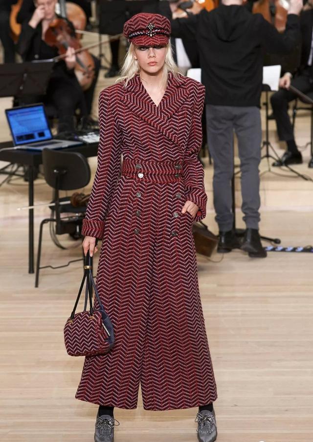 「秀场直击」CHANEL（香奈儿）2018早秋系列：即将起航的船队