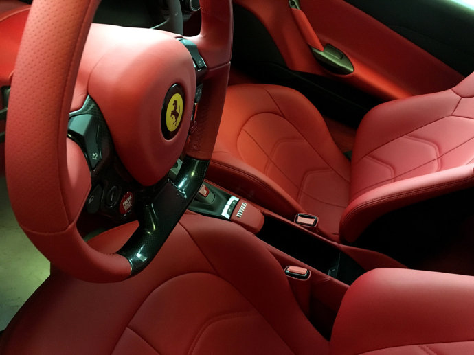 北京法拉利4S店法拉利488 F12现车-新浪汽车