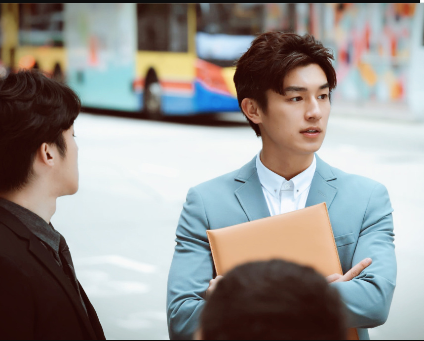 《金牌投资人》今日正式杀青 杨旭文发文感慨情感最重要|杨旭文|金牌投资人|电视剧_新浪新闻