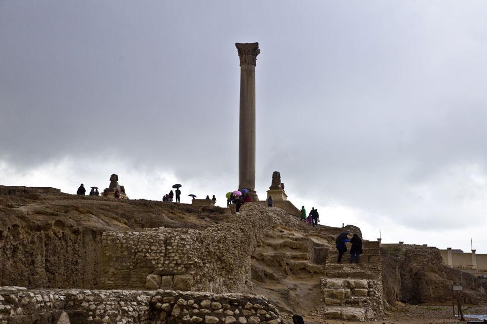 亚历山大城的城徽 庞贝柱