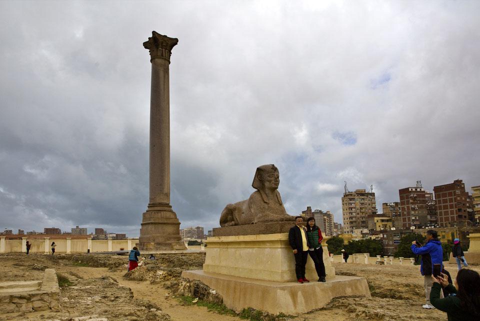 亚历山大城的城徽 庞贝柱