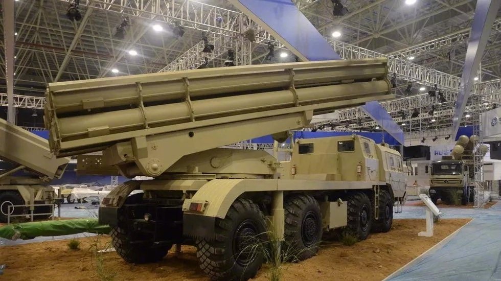 全军的导弹都在火箭军手里，我们陆军怎么办？当然用远火|火箭弹|火箭炮|战术导弹|技术|系统_新浪新闻