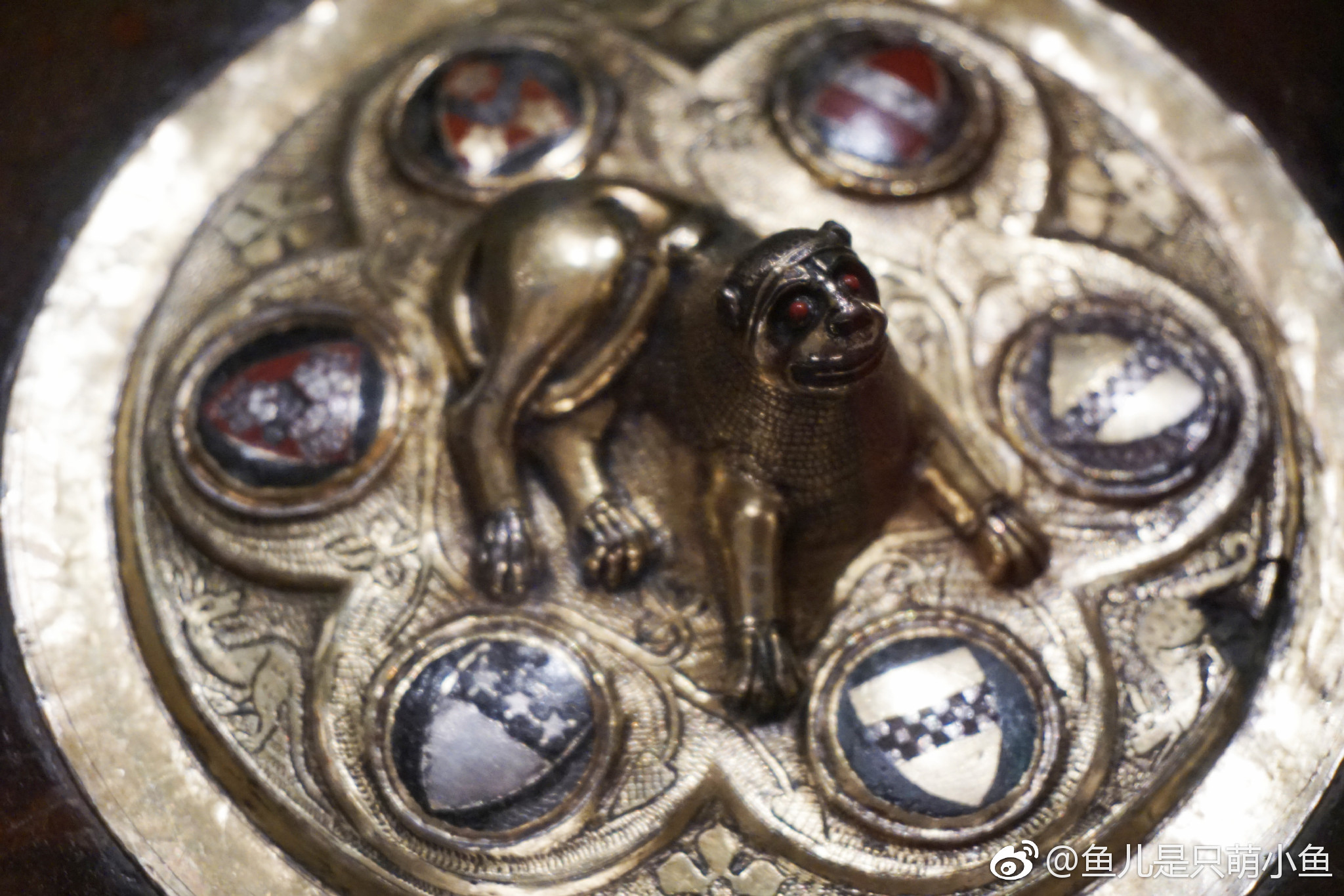 The Bute Mazer📍苏格兰国家博物馆这是14世纪一种常见的社交饮|苏格兰国家博物馆|苏格兰|纹章_新浪新闻