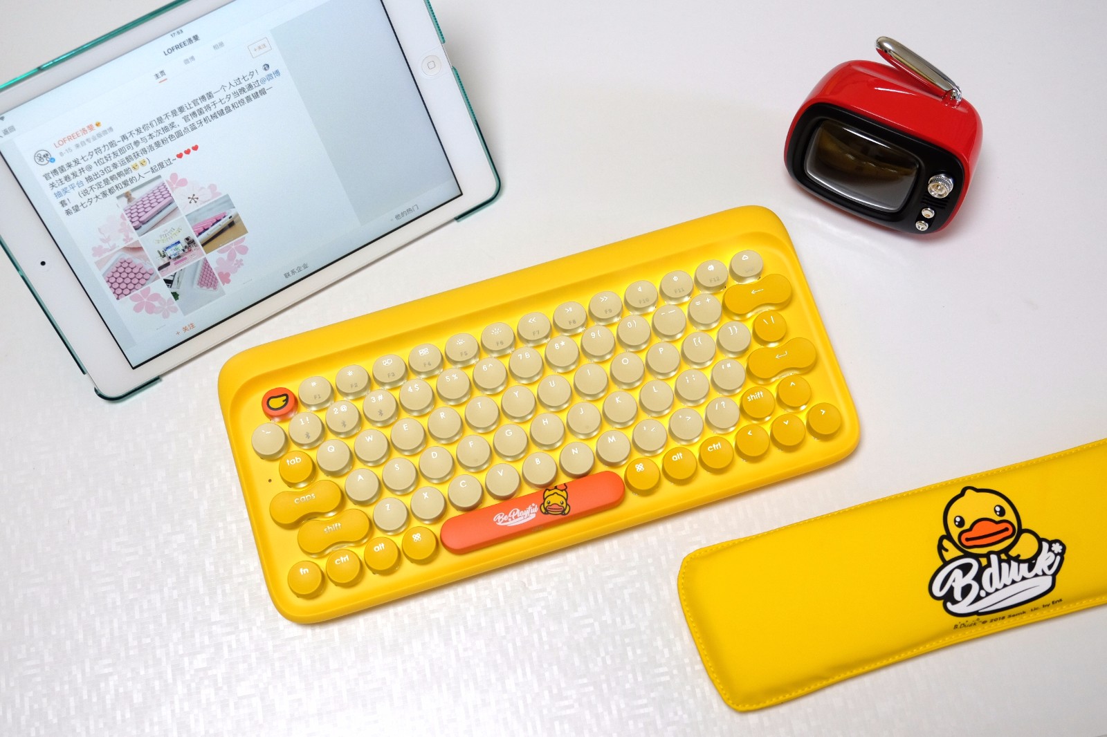 B.Duck X Lofree小黄鸭圆点蓝牙机械键盘，萌趣我做主|小黄鸭|机械键盘|圆点_新浪新闻