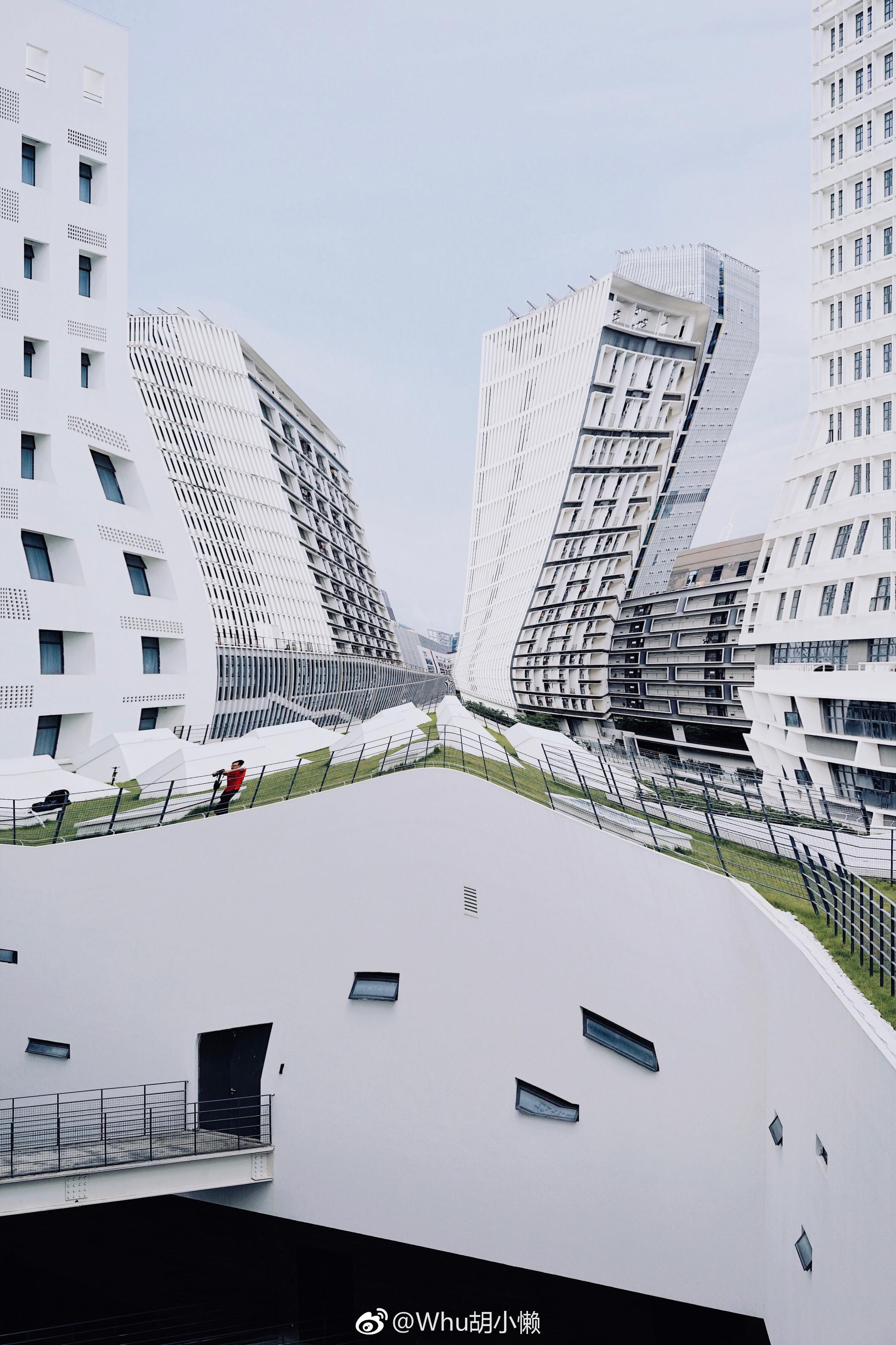 你看到什么，说明你内心有什么。2018.08.18｜深大理工楼|理工|内心|深大_新浪新闻