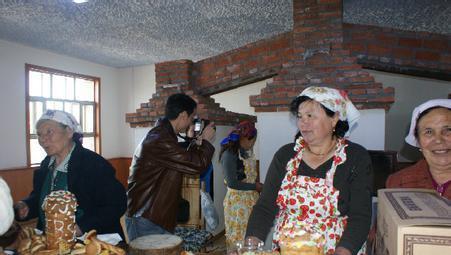 加入中国的俄罗斯族: 长相已经非常汉化, 对祖国有强烈认同感|新疆|内蒙古|俄罗斯族_新浪新闻