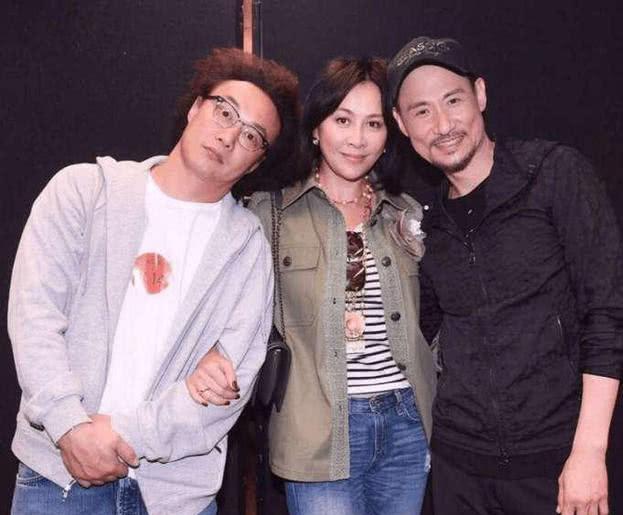 57岁张学友全家近照：妻子比关之琳还美，女儿颜值不输妈妈当年|张学友|关之琳|罗美薇_新浪新闻