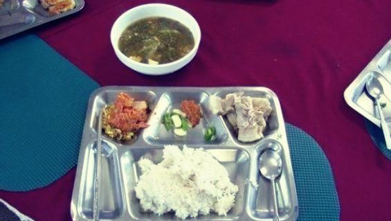 各国部队食堂大PK，咱们中国解放军堪称舌尖上的美食|食堂|部队|伙食_新浪新闻